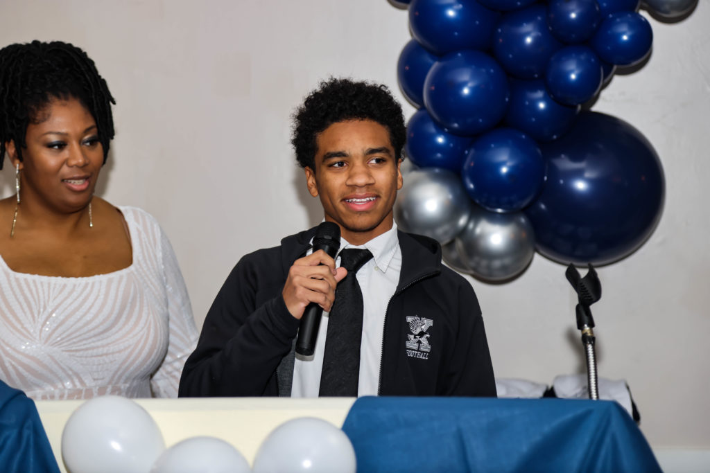 Meriden Raiders Football, Cheer & Dance